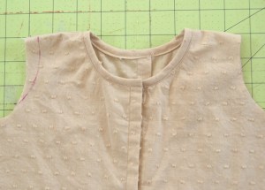 Adding Ruffle Sleeves {tutorial} | you and mie