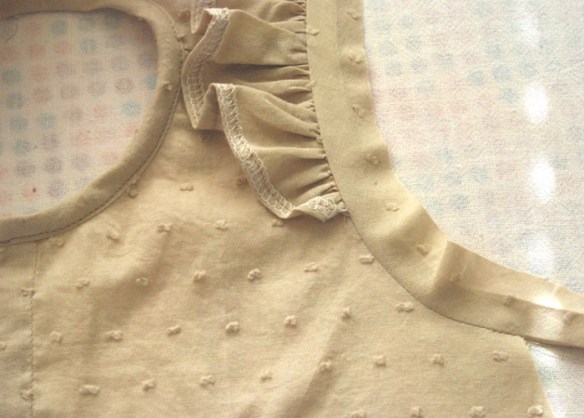 Adding Ruffle Sleeves {tutorial} | you and mie