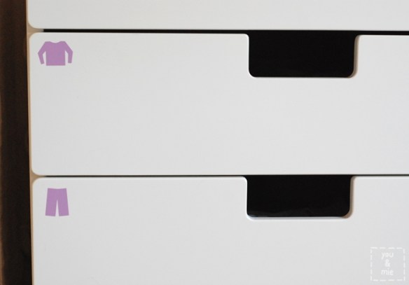 i-know-where-it-goes drawer stickers | you and mie